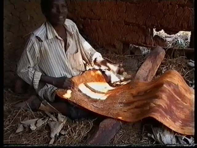 Bark Cloth Making In Uganda | Intangible Heritage - UNESCO Multimedia ...